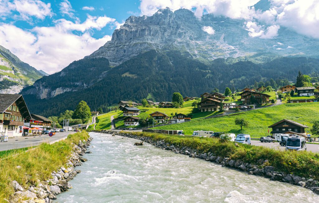 An Easy Travel Guide To Grindelwald, Switzerland - The Dana Edition